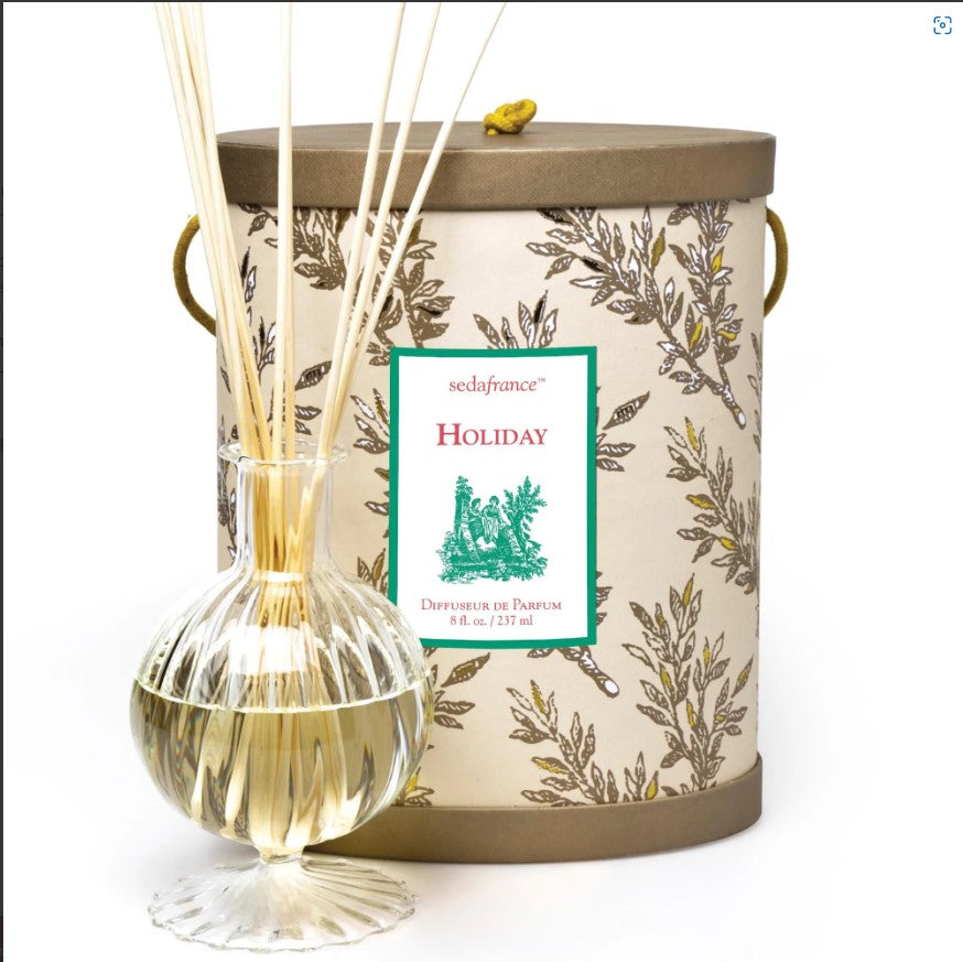 Toile Holiday Diffuser – The Lavish Palm